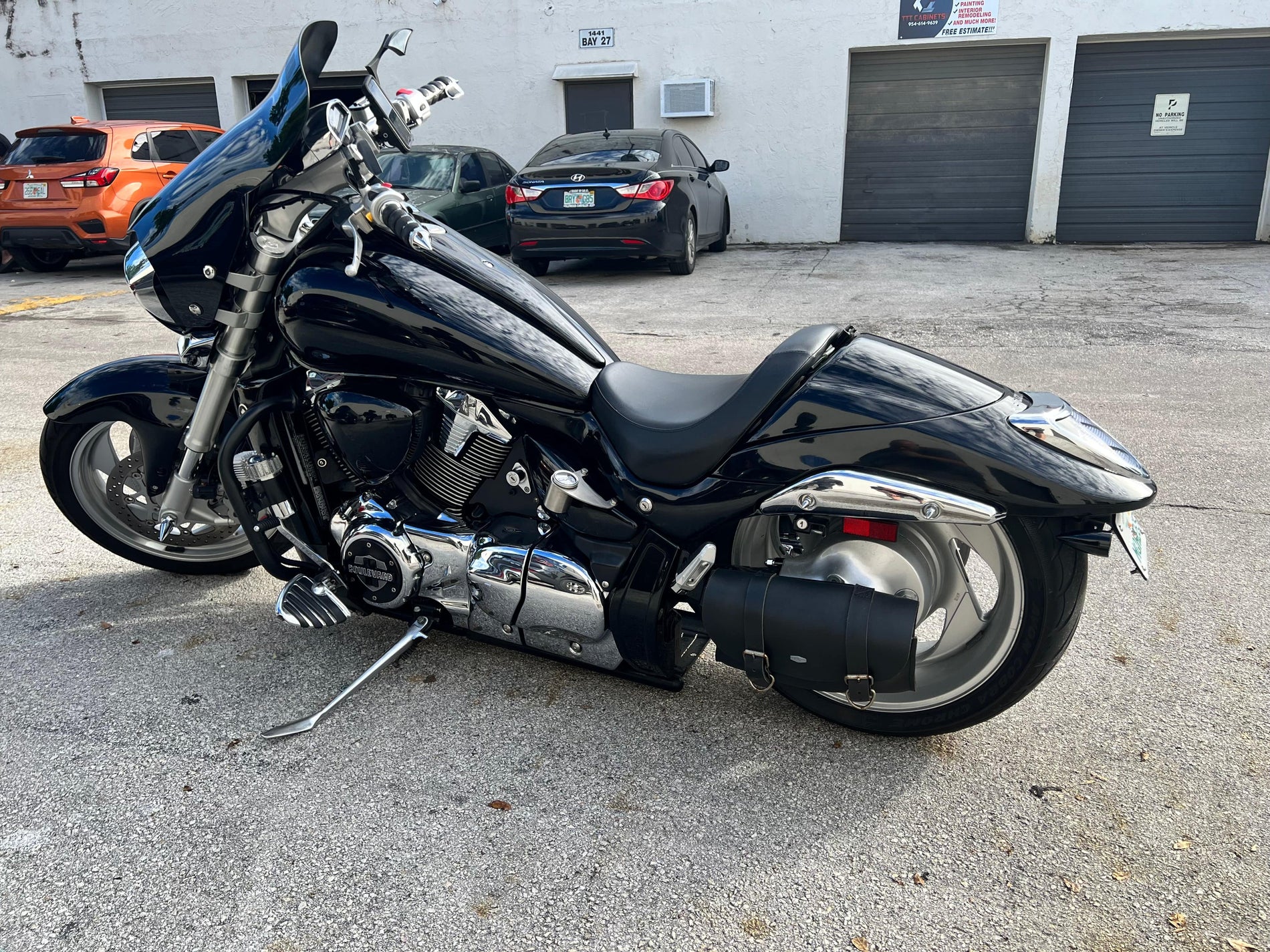 Suzuki M109R Air Ride Kit | Backyard Air Suspension & Innovations, LLC.