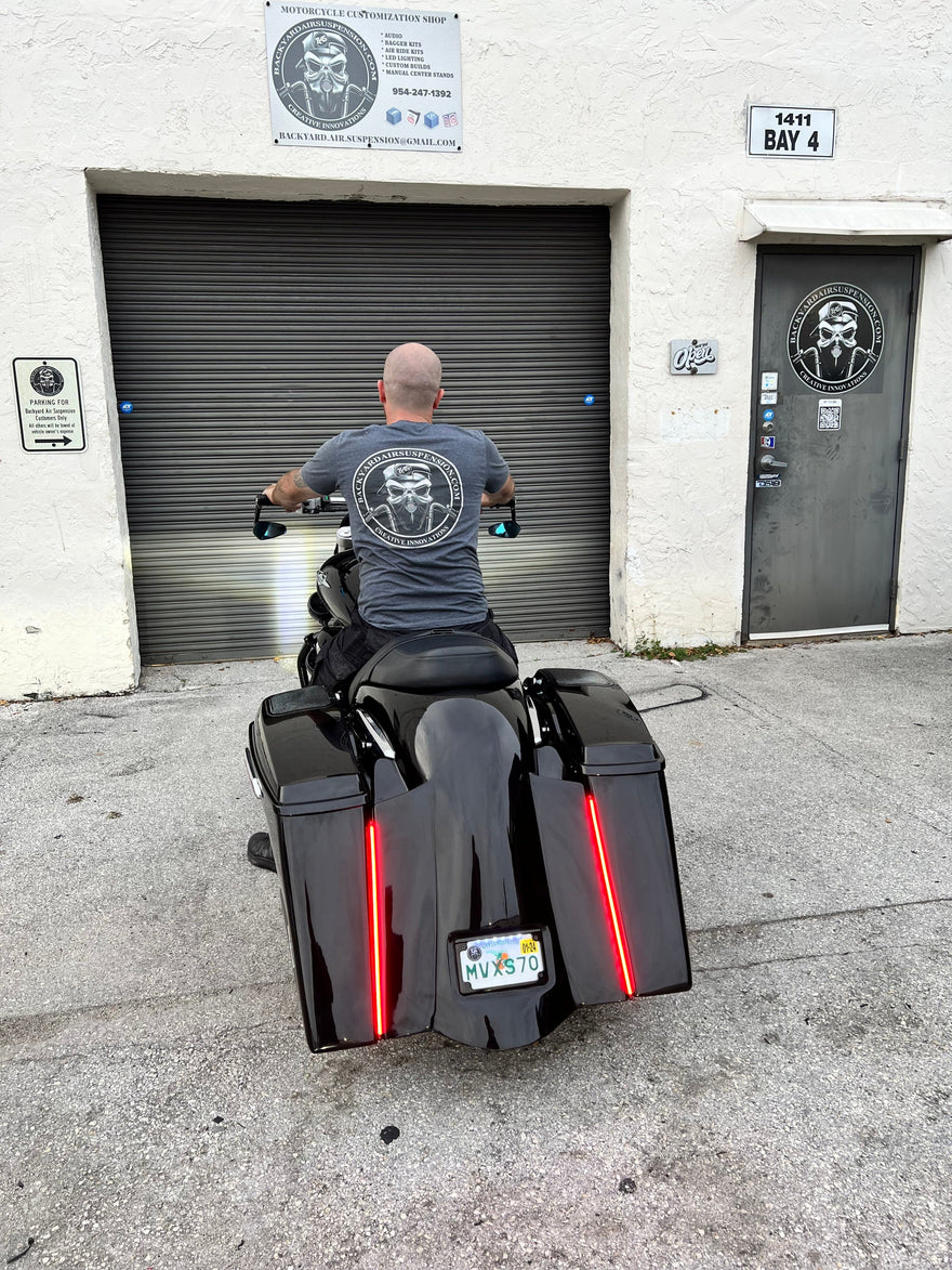 Suzuki M109R Bagger Kit | Backyard Air Suspension & Innovations, LLC.