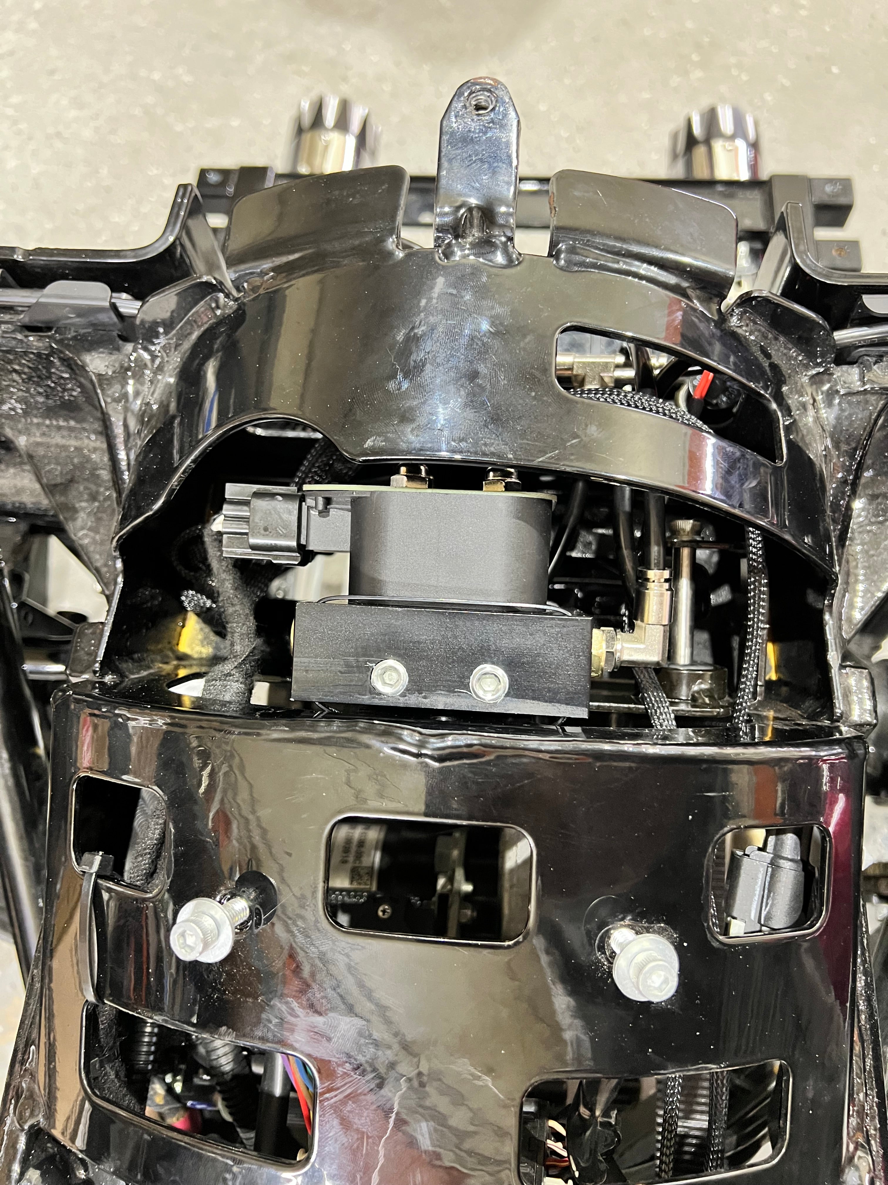 Harley Trike Rear Fast Up Air Ride Kit | Backyard Air Suspension ...